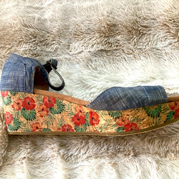 Toms | Shoes | Toms Denim Platform Sandals | Poshmark